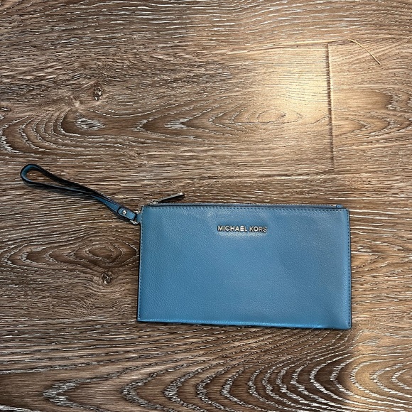 Michael Kors | Bags | Baby Blue Wristlet With Silver Detailing Small ...